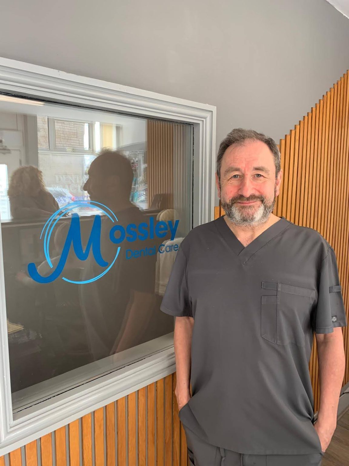 Meet Our Team – Mossley Dental